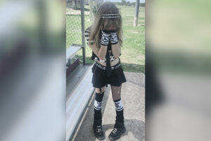 Emo Style Is Back With A Twist: Here Are The Cutest Emo Outfits For You ...